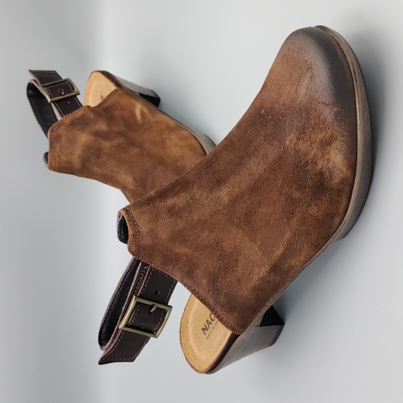 Naot | Shoes | Naot Clogs Upgrade Seal Brown Suede Combo Women Us Sz 9 ...